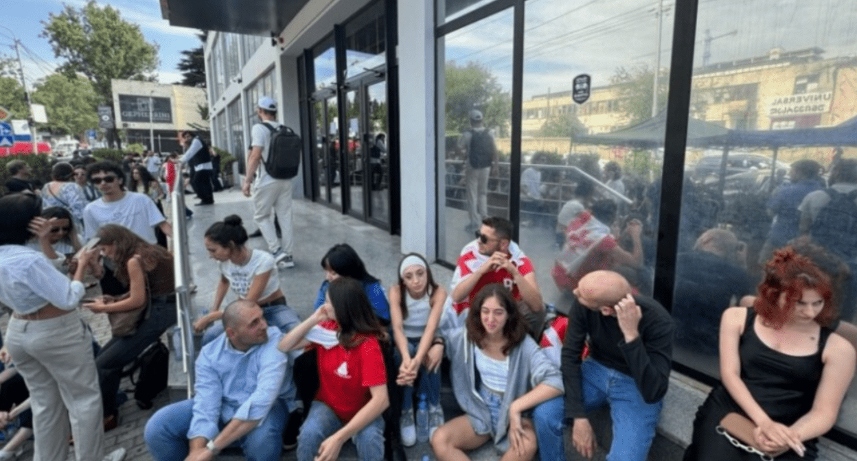 Кавказский Узел | Омбудсмен Грузии выступил в защиту бастующих ...